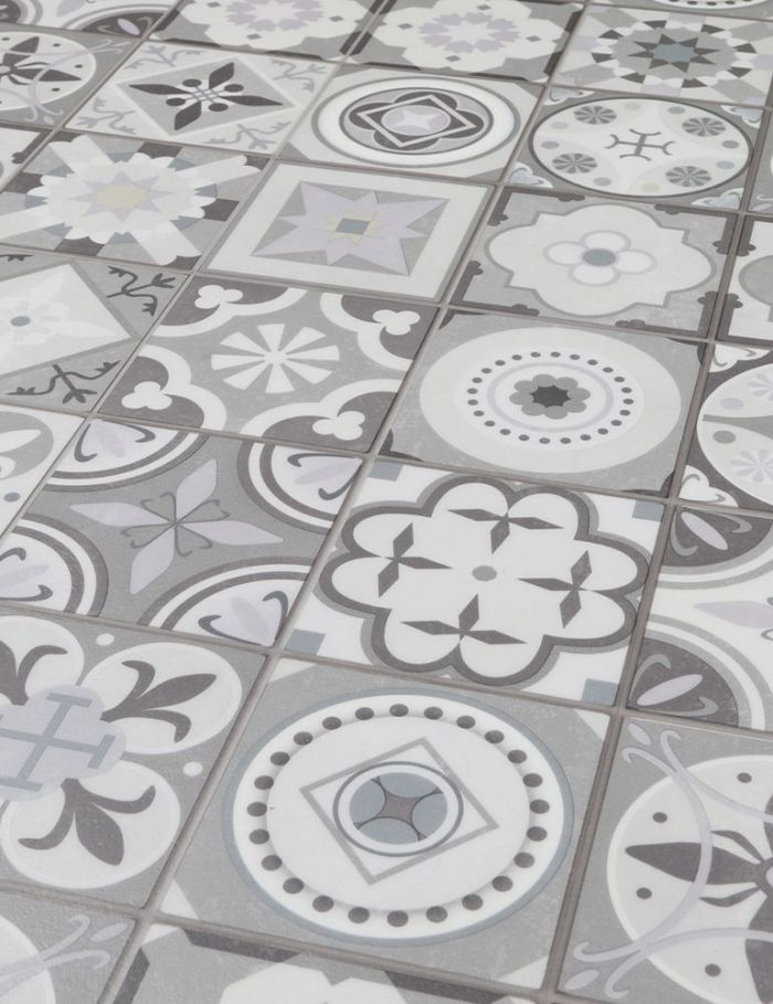 Renaissance Tile - Vinyl Click